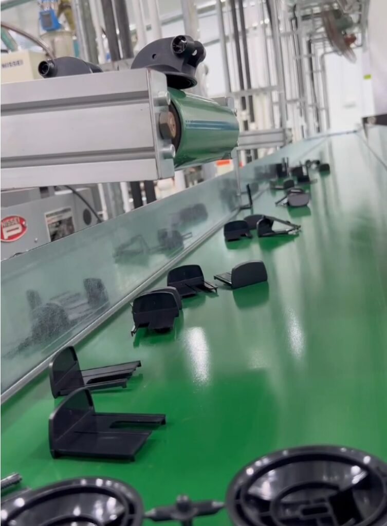 Low-Pressure Injection Molding: A Comprehensive Guide - BFY Mold